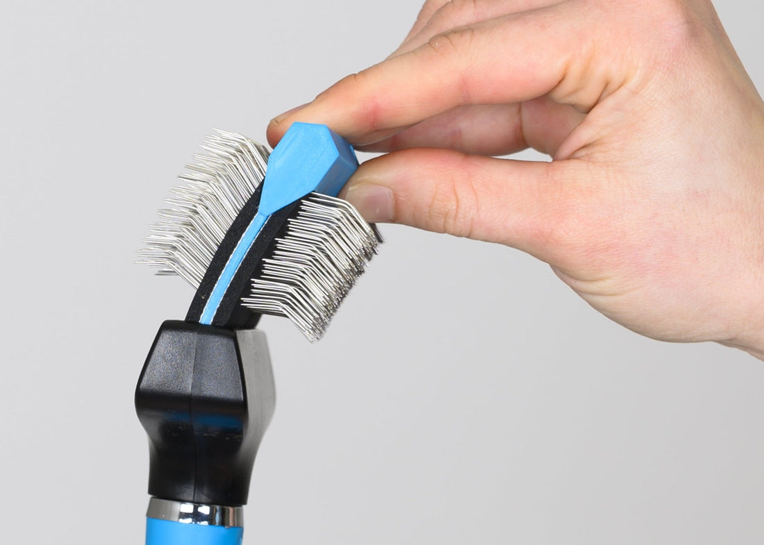 Show Tech+ - Professional Slicker - Sturdy Brush - Double – Diergigant
